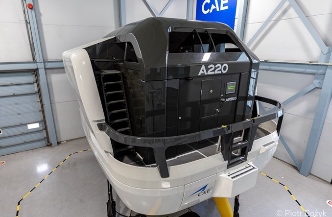 CAE Montreal. Polecieliśmy w symulatorze airbusa A220 - Rynek Lotniczy