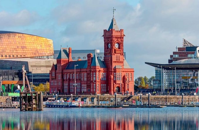 Odrzutowce PLAY pojawią się na krótko w Cardiff - Rynek Lotniczy